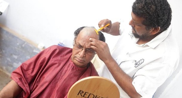 Nassar goes bald head for Saivam movie - OnlyKollywood
